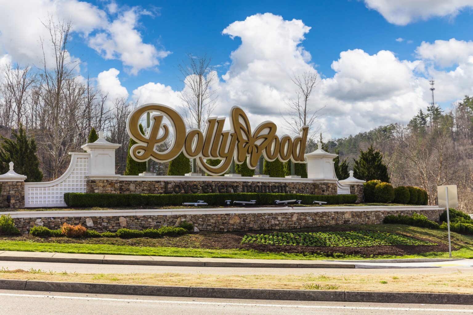 Dollywood Parking: Tips and Tricks for a Smooth Visit